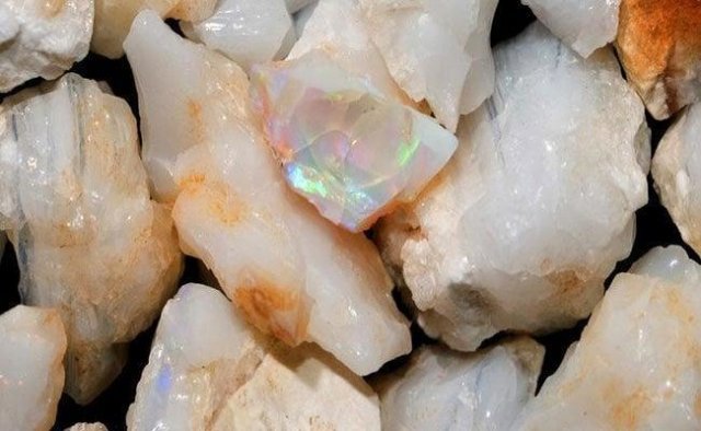 Significado da Pedra da Lua: Lado Místico Deste Cristal