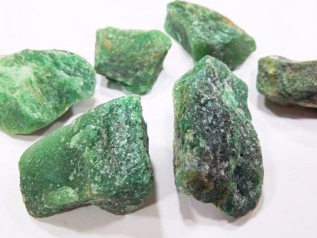 Jade: Propiedades y Significado de La Piedra