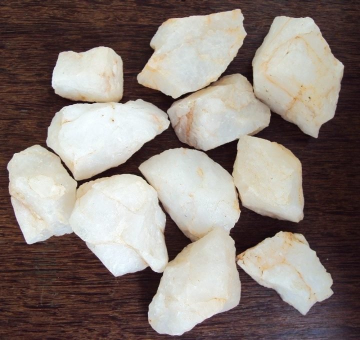 CUARZO BLANCO - Propiedades y Significado de La Piedra