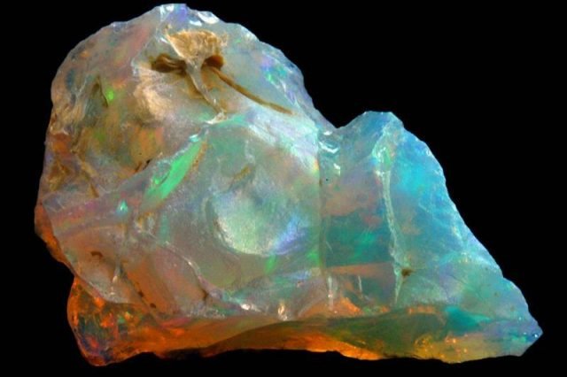 ÓPALO: Información de la Piedra Perciosa Y Significado